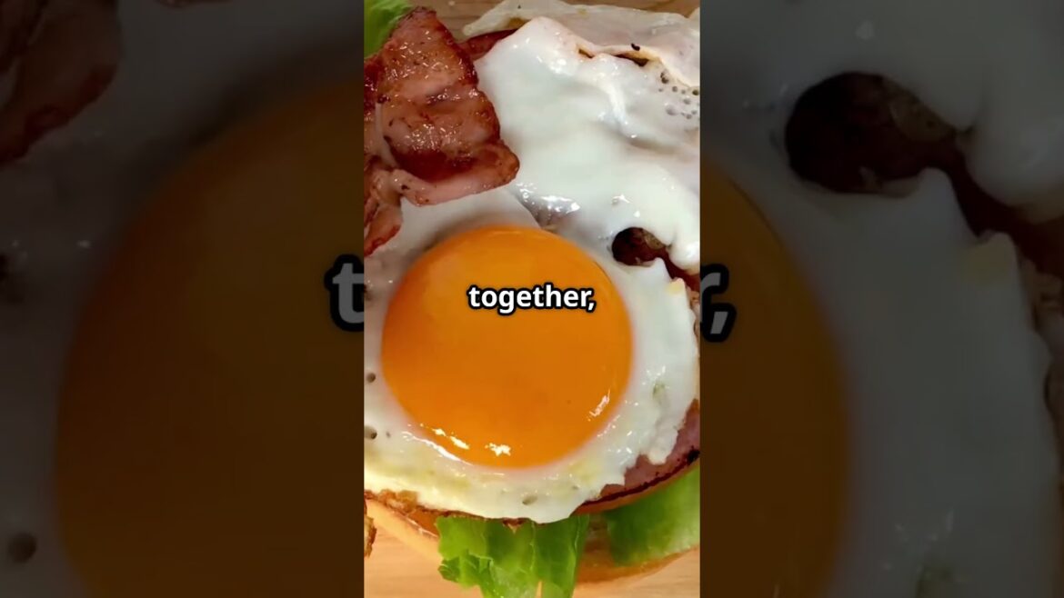 How to Make the Iconic New York Bodega Bacon Egg and Cheese (BEC ...