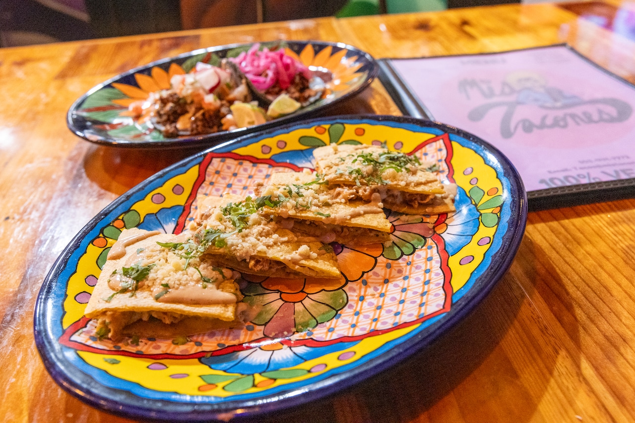 Mis Tacones, a NE Portland vegan taco shop, is winning over carnivores ...