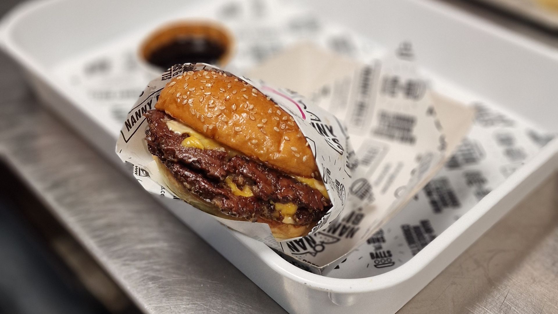 How to make the perfect smash burger on your flat top grill, according ...