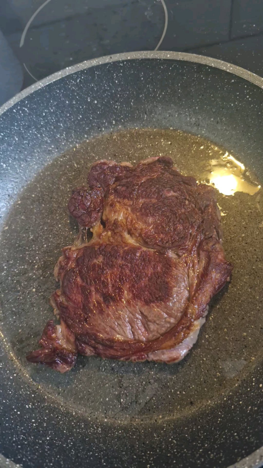 Ribeye for Breakfast 😍 - Dining and Cooking