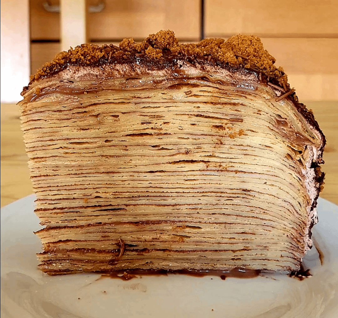 Biscoff crepe cake [OC] - Dining and Cooking