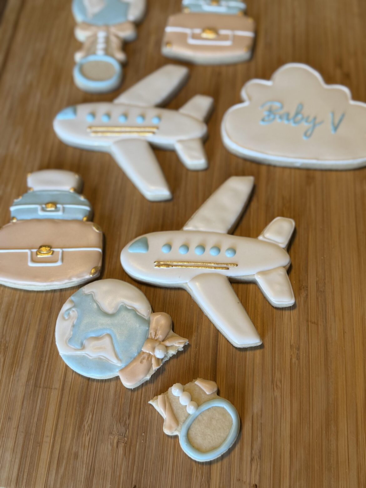 Broken cookie! What to doooo - Dining and Cooking