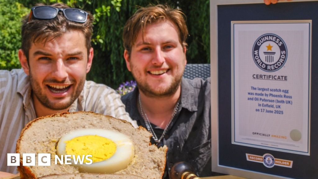 Guinness World Record given to Londoners for largest scotch egg ...