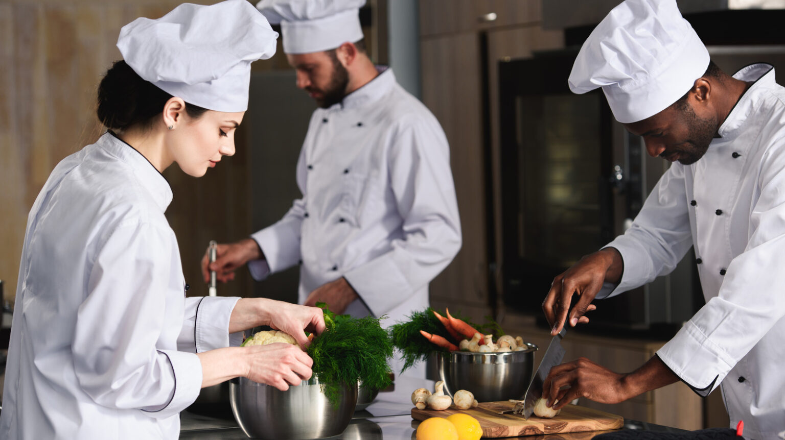 Every Role In A Traditional Brigade - Dining and Cooking