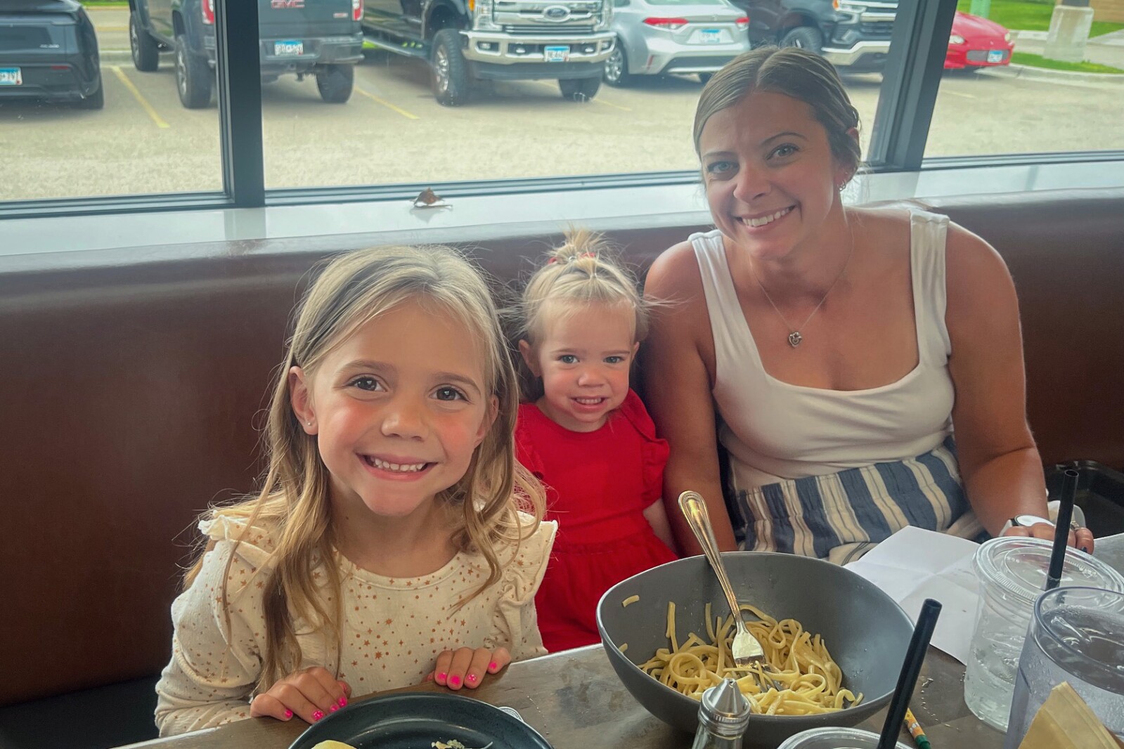 Getting kids used to dining out - Post Bulletin - Dining and Cooking