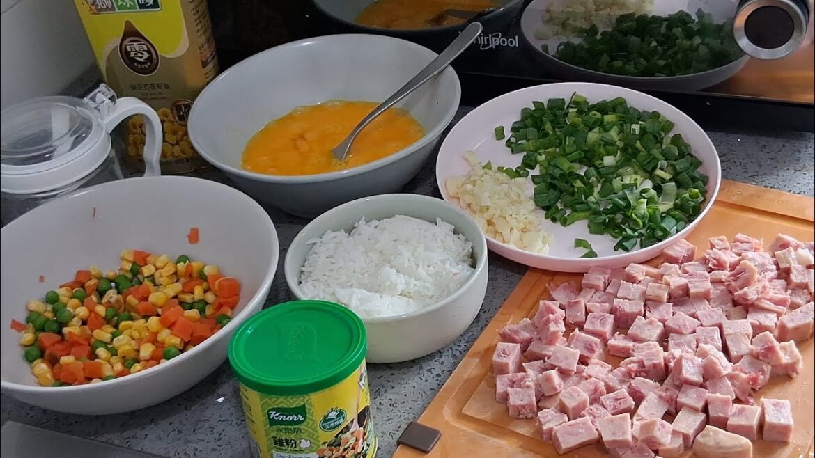 HOW TO COOK FRIED RICE WITH LUNCHEON MEAT - Dining and Cooking