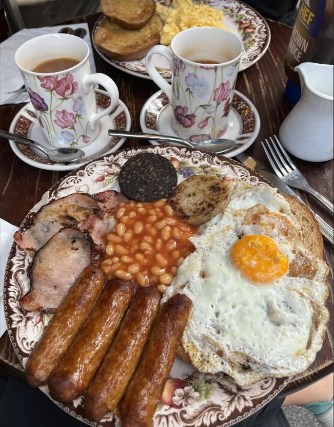 A proper Full Irish fry-up! - Dining and Cooking