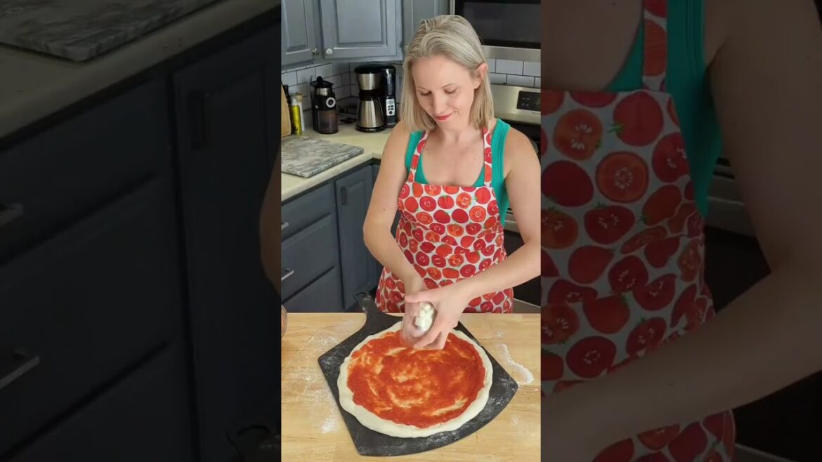 How to Make Margherita Pizza with Peggy Paul Casella | ThursdayNightPizza.com - Dining and Cooking