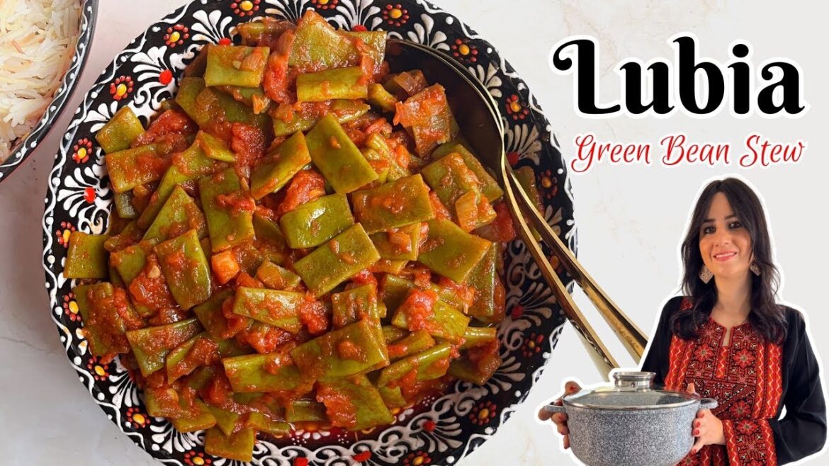 Lebanese Green Beans in Tomato Sauce | Lubia bil zeit - Dining and Cooking