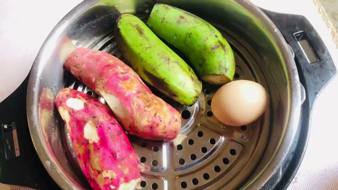 Fresh fish stew, organic buffet and porridge - Dining and Cooking