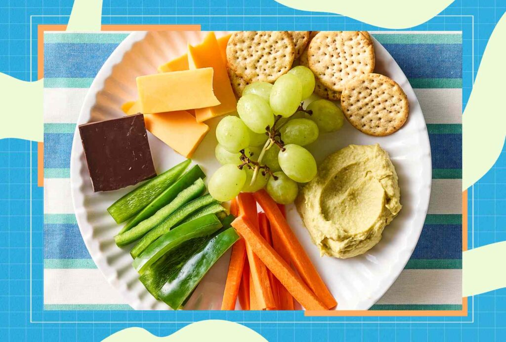 How to Build a No-Cook Snack Plate for a Balanced Lunch - Dining and ...
