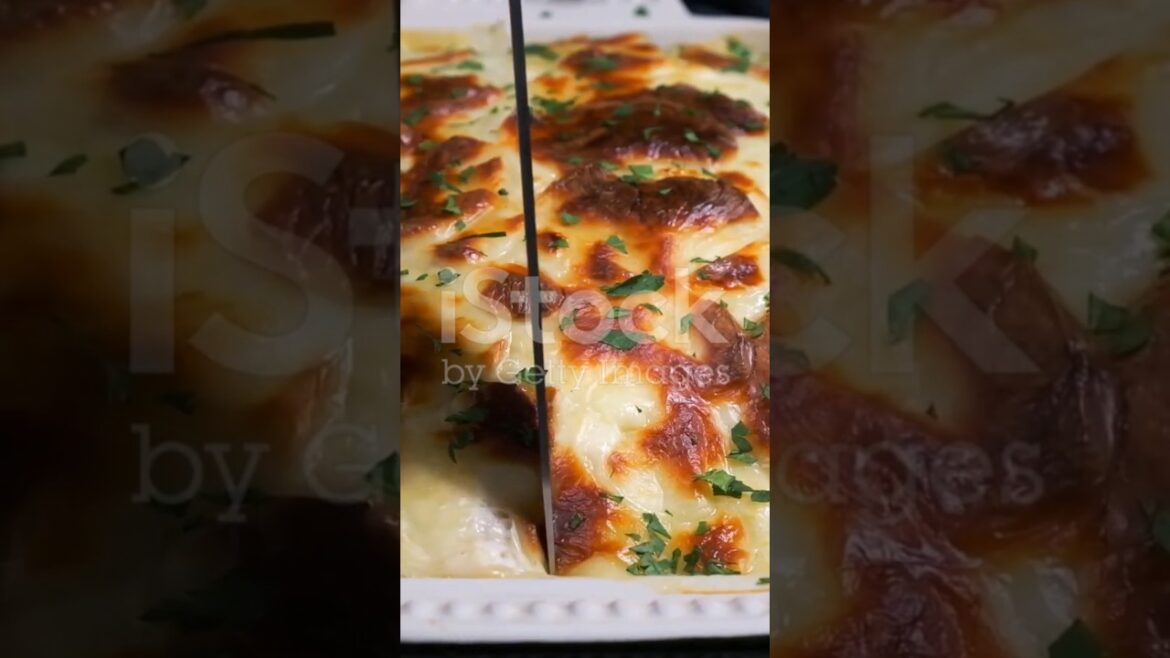 Authentic Greek Moussaka #Moussaka #GreekFood #EasyRecipes # ...