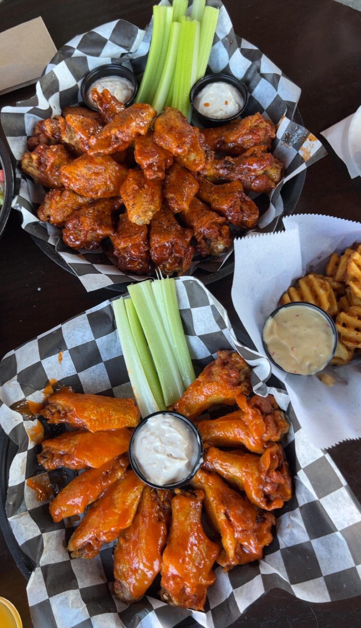 Bar-Bill Tavern in East Aurora - Dining and Cooking