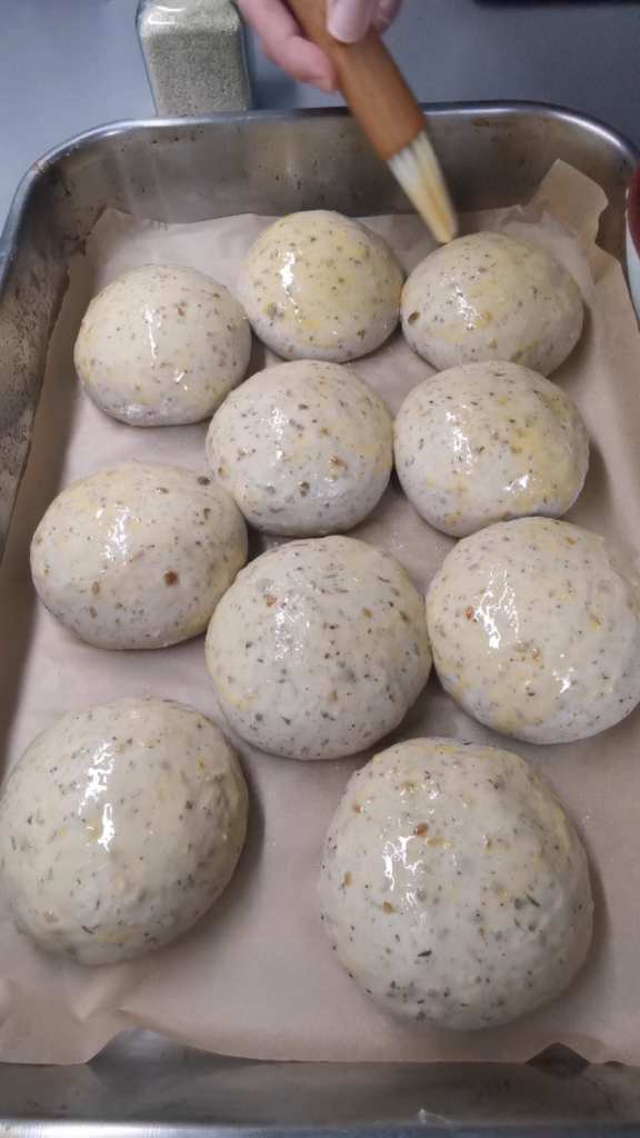 My little za'atar buns - Dining and Cooking