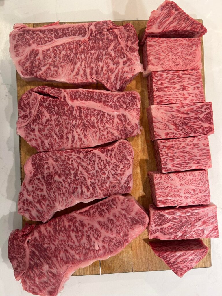 Sold all my plates to buy meats. A5 round 1 - Dining and Cooking