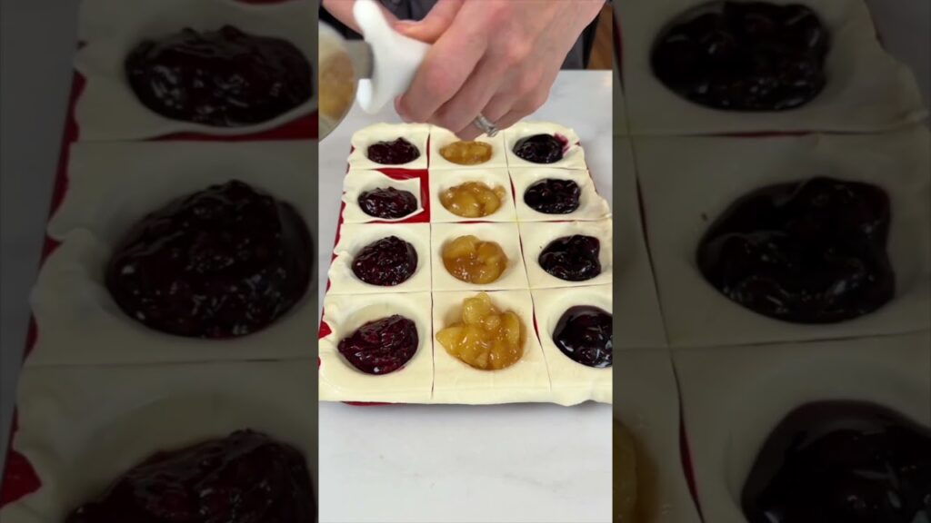 Mini Fruit Pies - Dining and Cooking