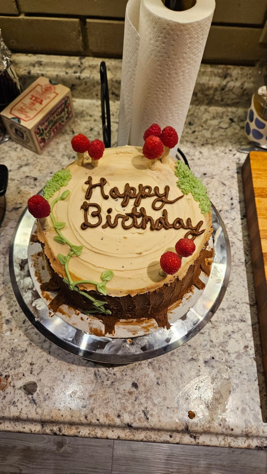 Pretty new to cake decorating, tried my hand at a stump cake! - Dining ...