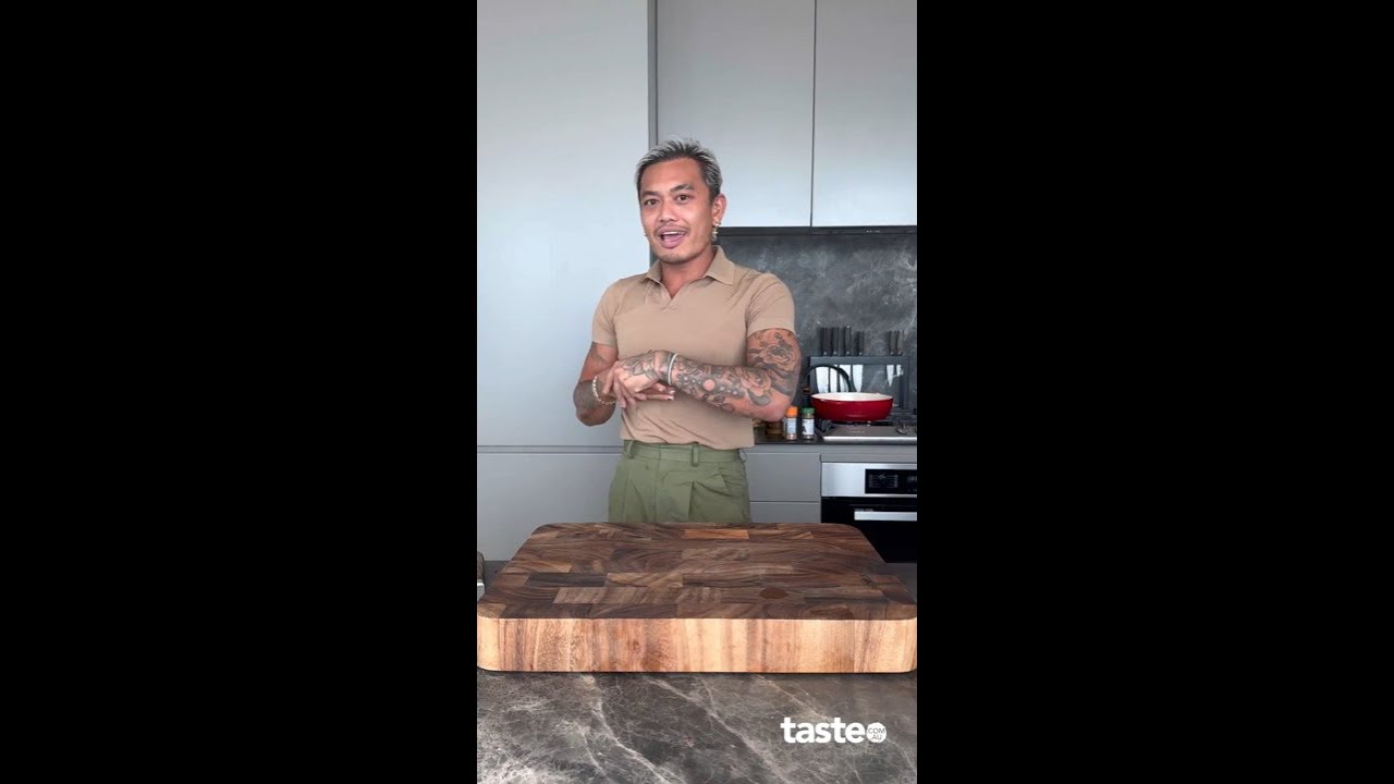 Khanh Ong shows you how to make one-pot Hashweh (Lebanese mince and ...