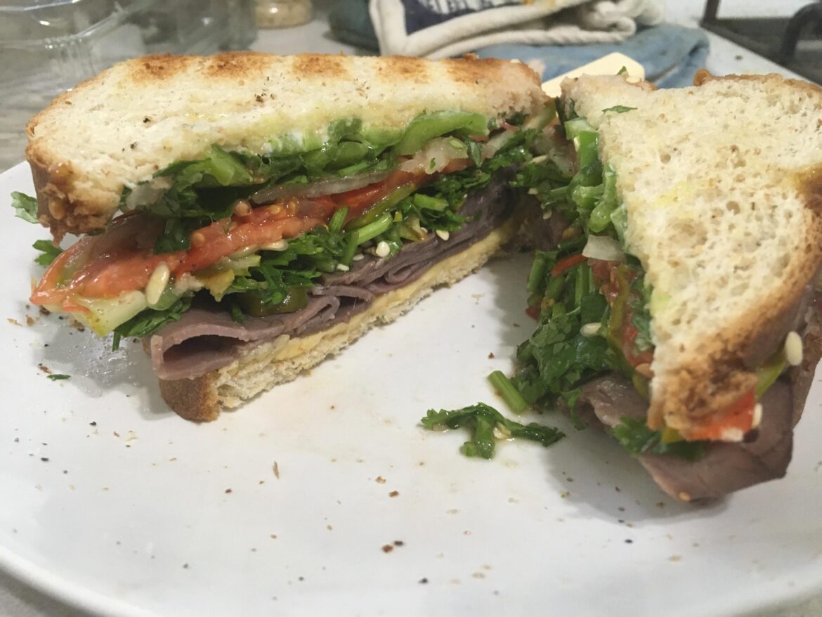 Roast beef, gouda, spinach, tomato, onion, cucumber, green pepper ...