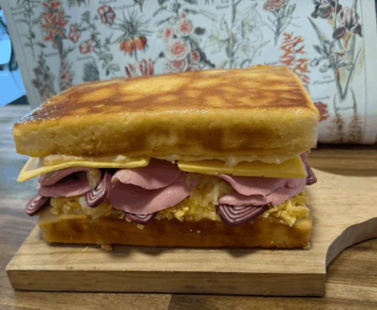 Ham and cheese toastie cake - Dining and Cooking