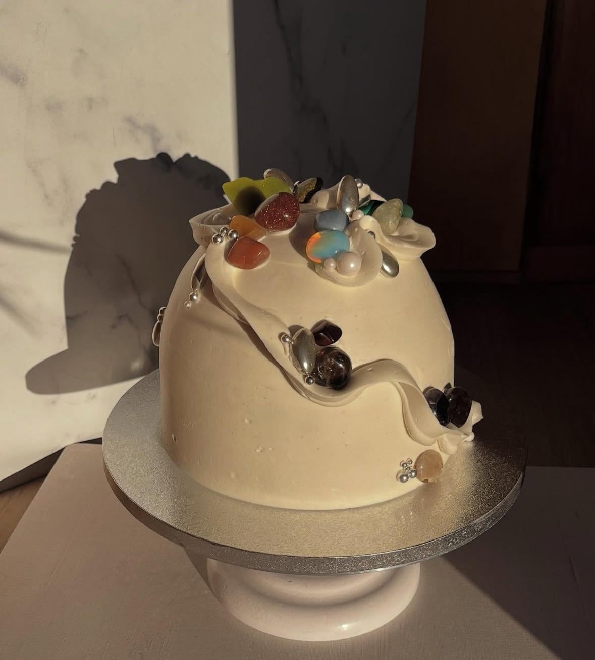Thoughts on putting non edible decor on cakes? - Dining and Cooking