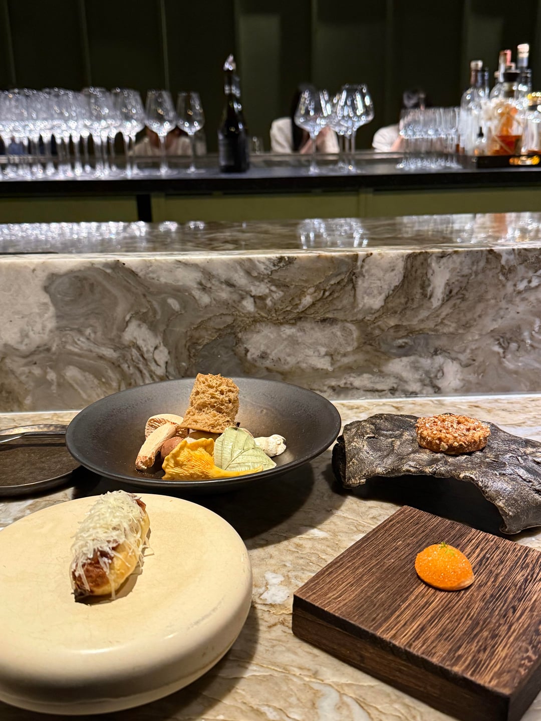 Ebbe (*) - Tampa, Florida - Dining and Cooking
