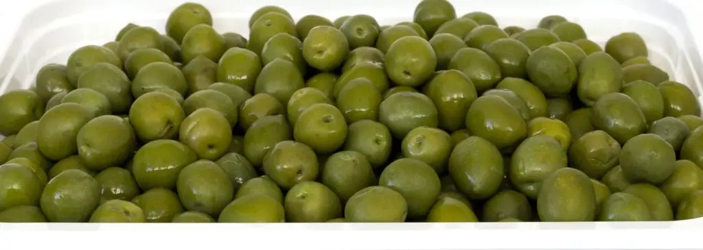 Table olives: Italy, Spain, and Greece unite against the EU-Mercosur ...