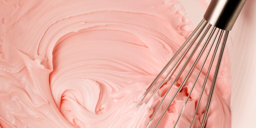 12 Most Popular Types of Frosting — Frosting Vs. Icing - Dining and Cooking