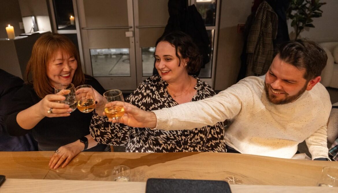 Sun Times: How an unpaid Reddit moderator built Chicago’s most ...