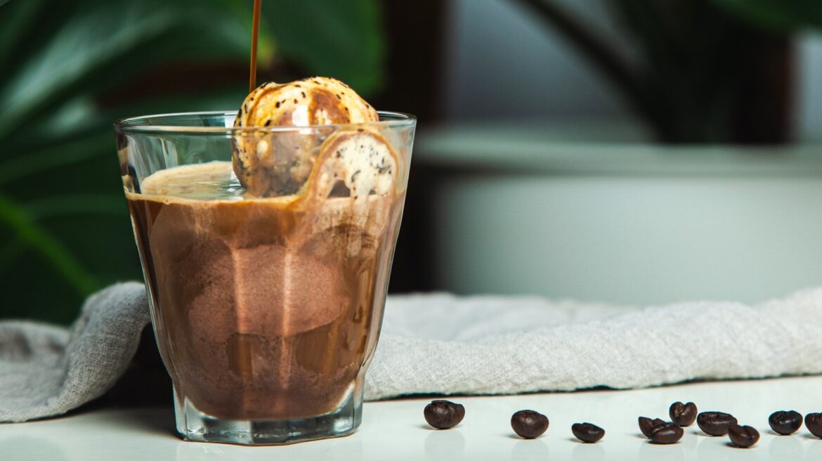 How To Make An Affogato At Your Local Gas Station - Dining and Cooking