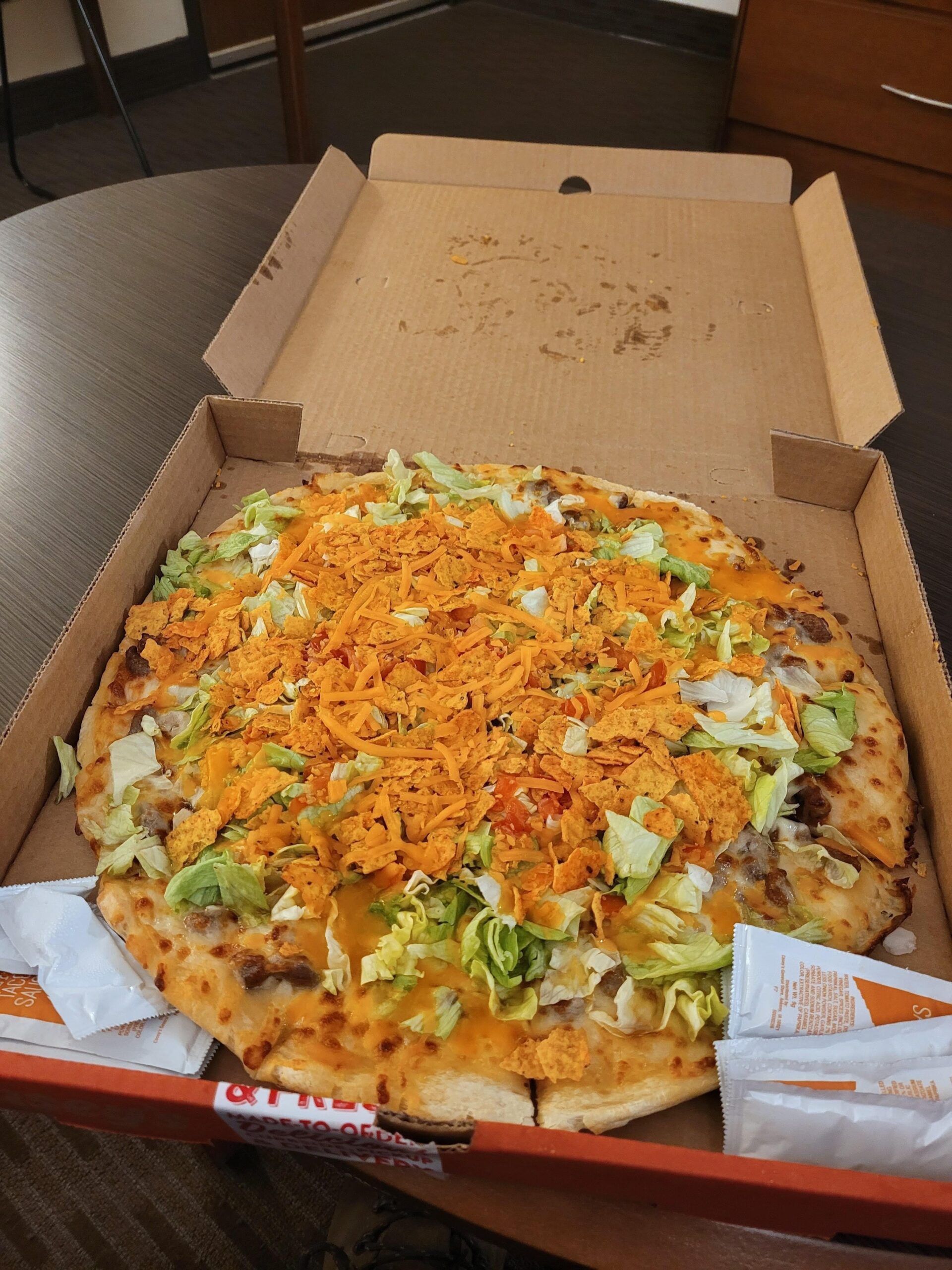 Midwest taco pizza 🌮🍕 - Dining and Cooking