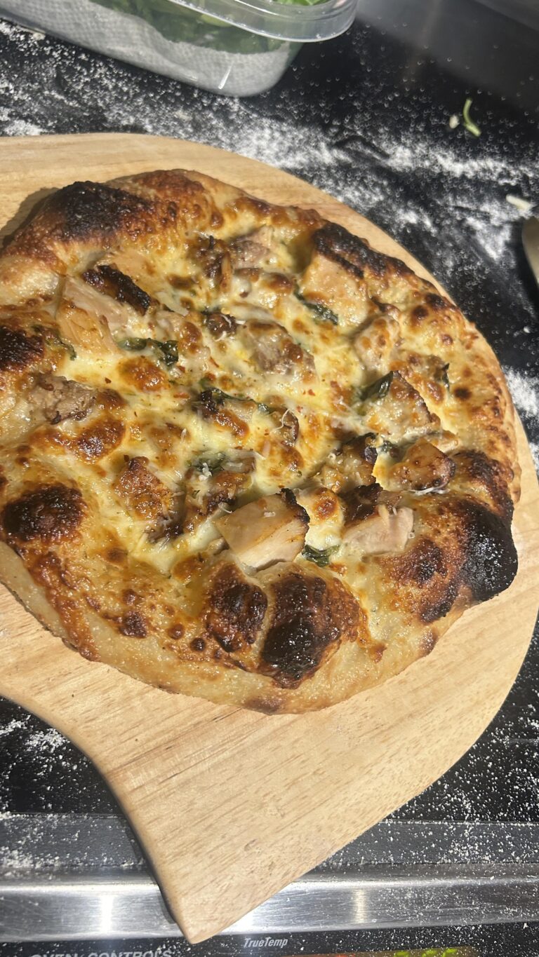 taught myself how to make pizza from scratch 🙂 - Dining and Cooking