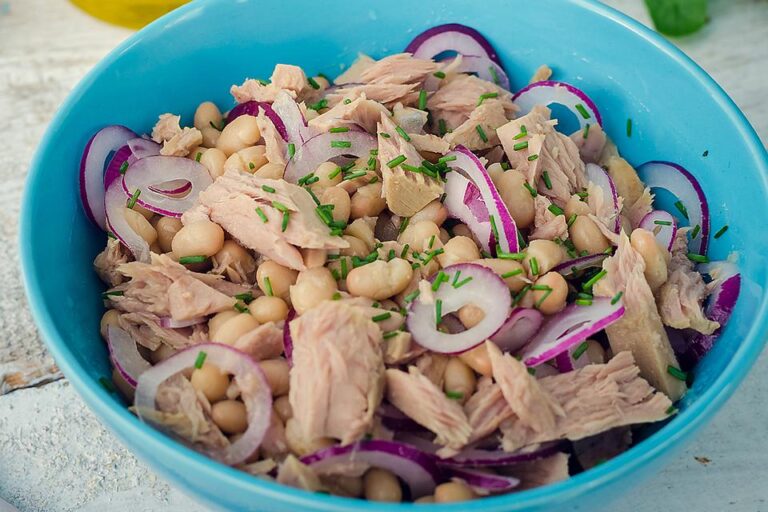 High-Fiber, High-Protein Mediterranean White Bean Tuna Salad Recipe (5 ...