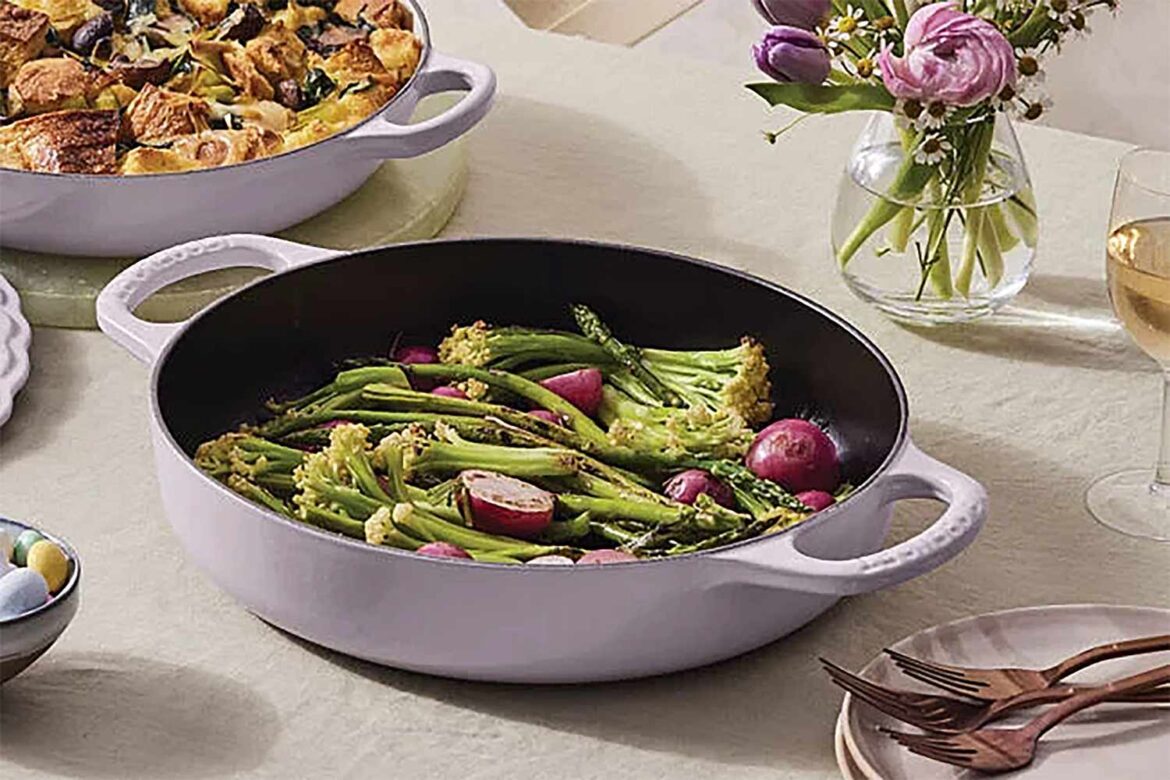 A Smart Dutch Oven-Skillet Hybrid - Dining and Cooking