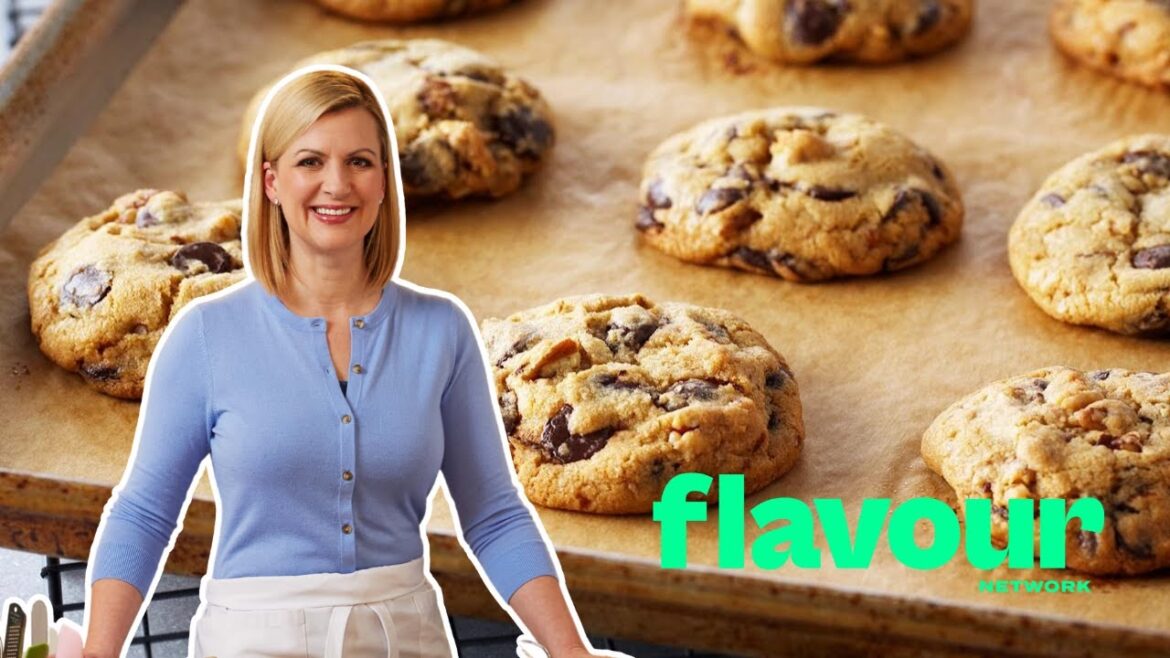Anna Olson Bakes Her Famous Classic Chocolate Chip Cookies - Dining and ...
