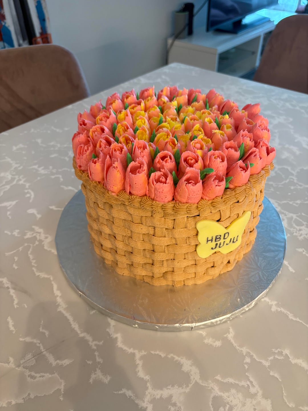 Redemption following failure. Tulip cake for a friends birthday ...