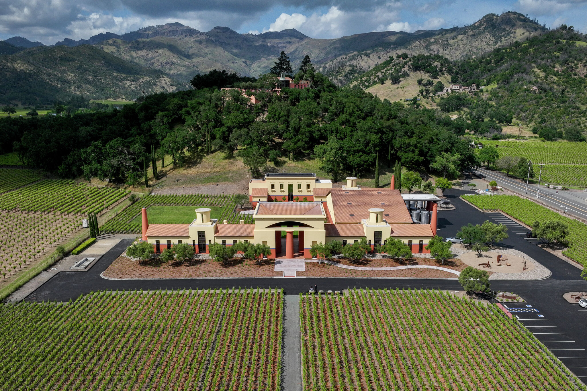 Napa Valley’s Clos Pegase is back after bankruptcy and restoration ...