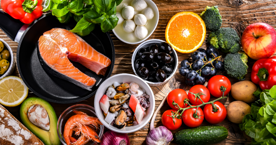 A Mediterranean diet rich in vegetables, fish, and olive oil reduces ...