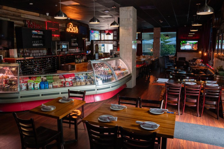 French-Italian bistro and wine bar The Rendezvous opens in Palo Alto ...